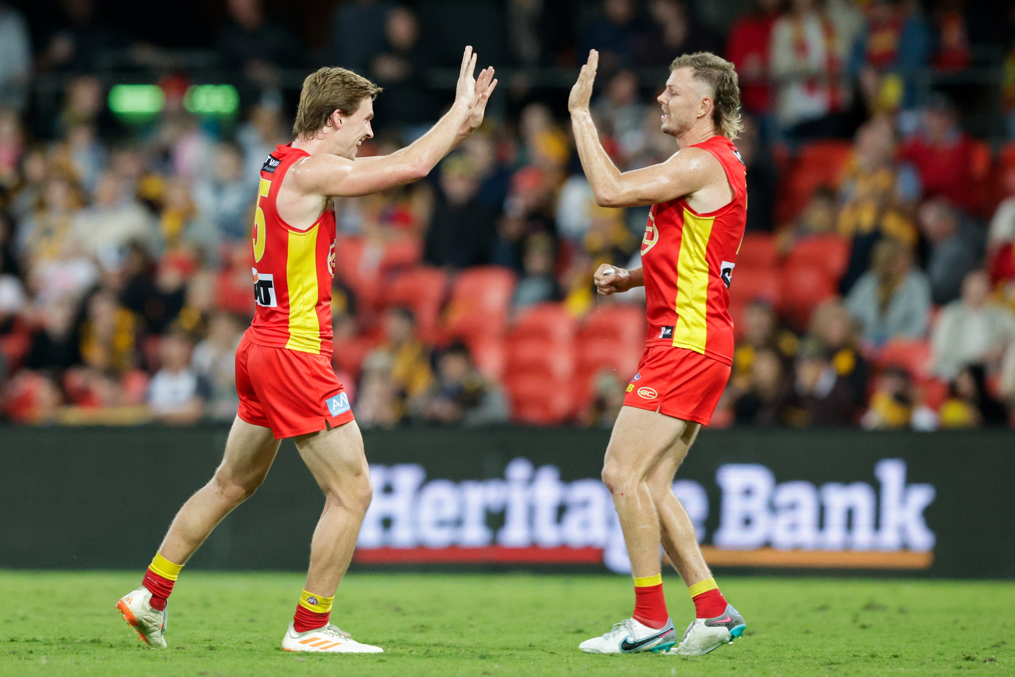 SUNS sweep coaches votes