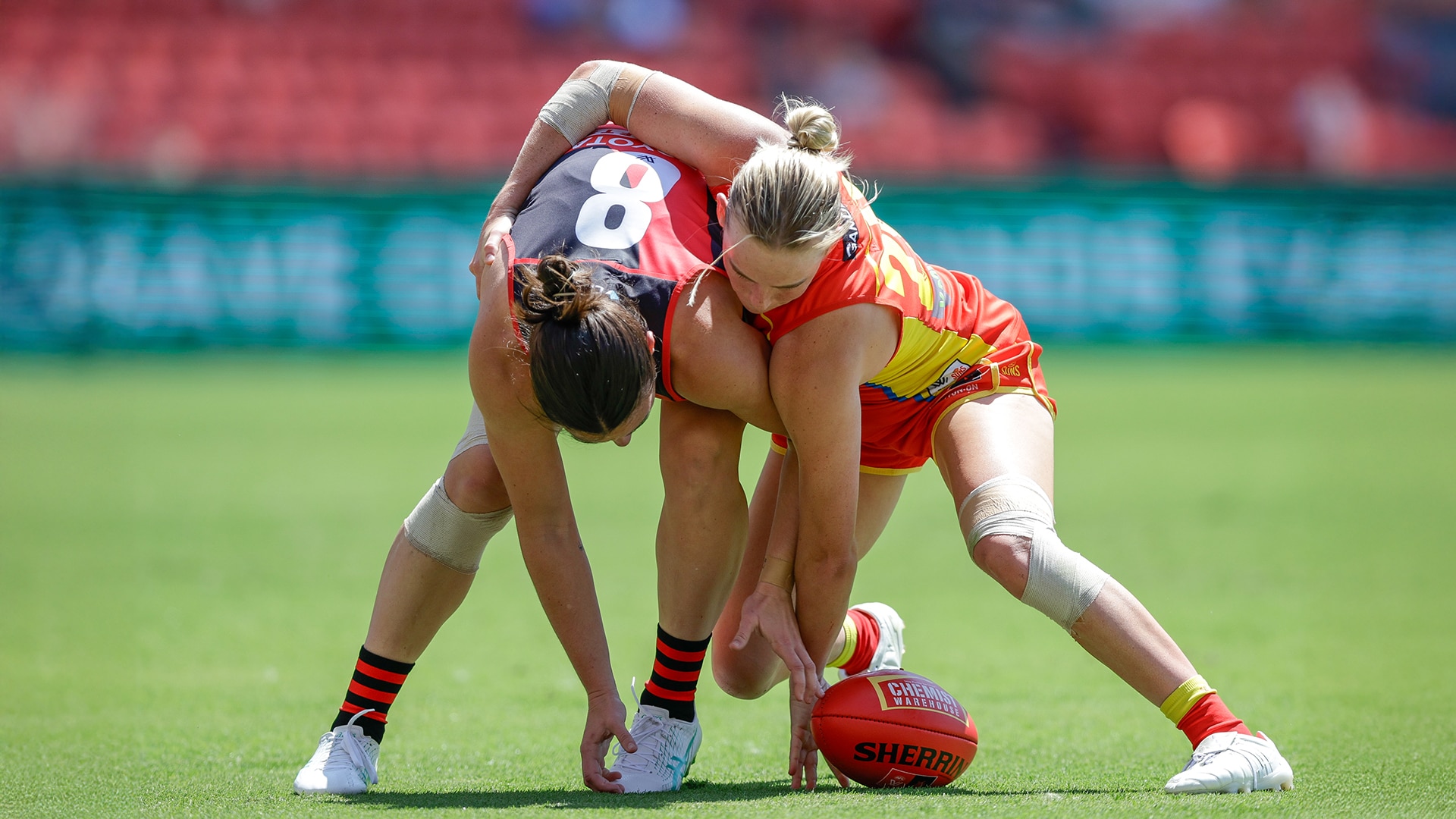 Bombers hold off SUNS to fly into top eight