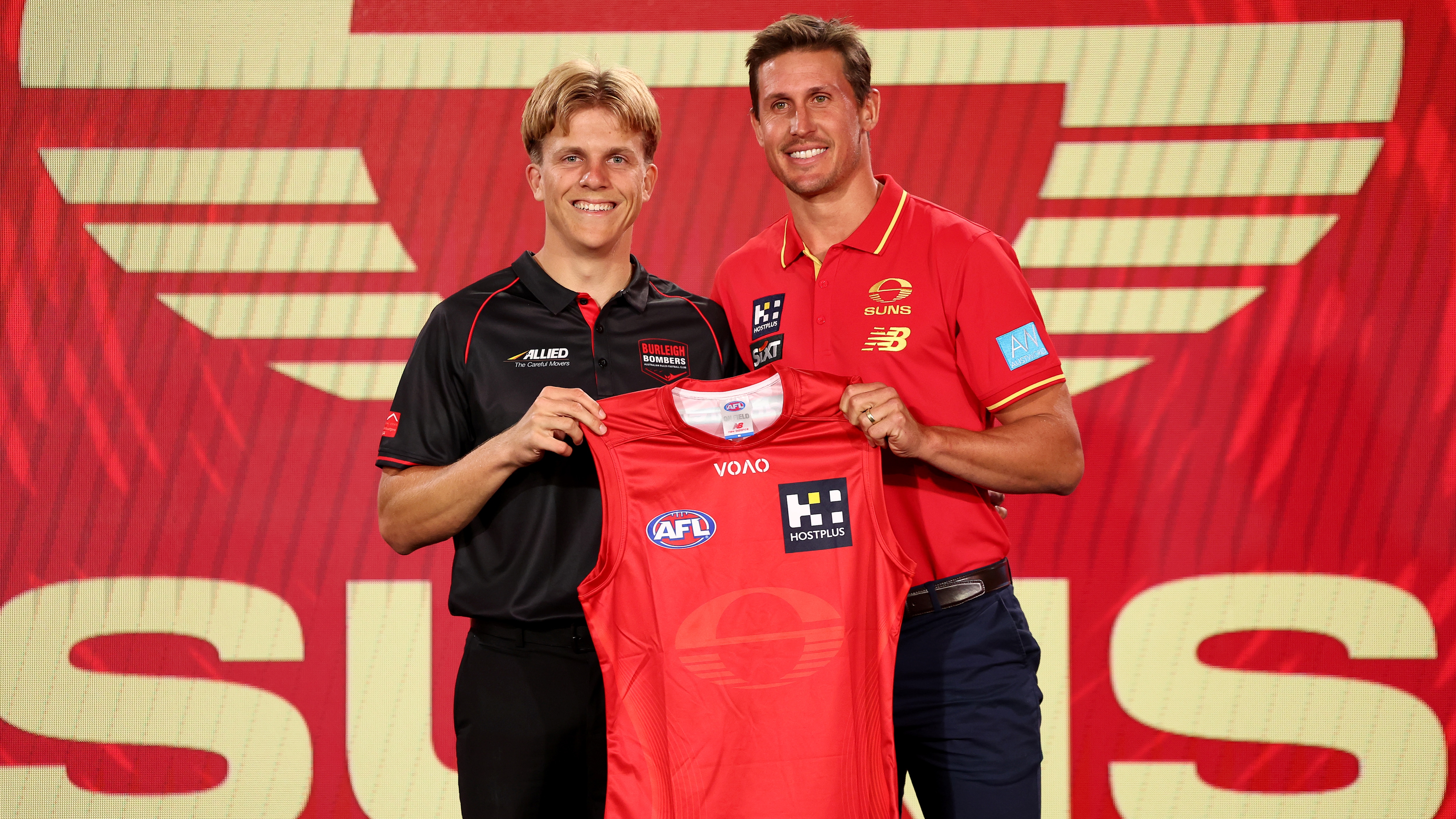 SUNS execute pick swaps