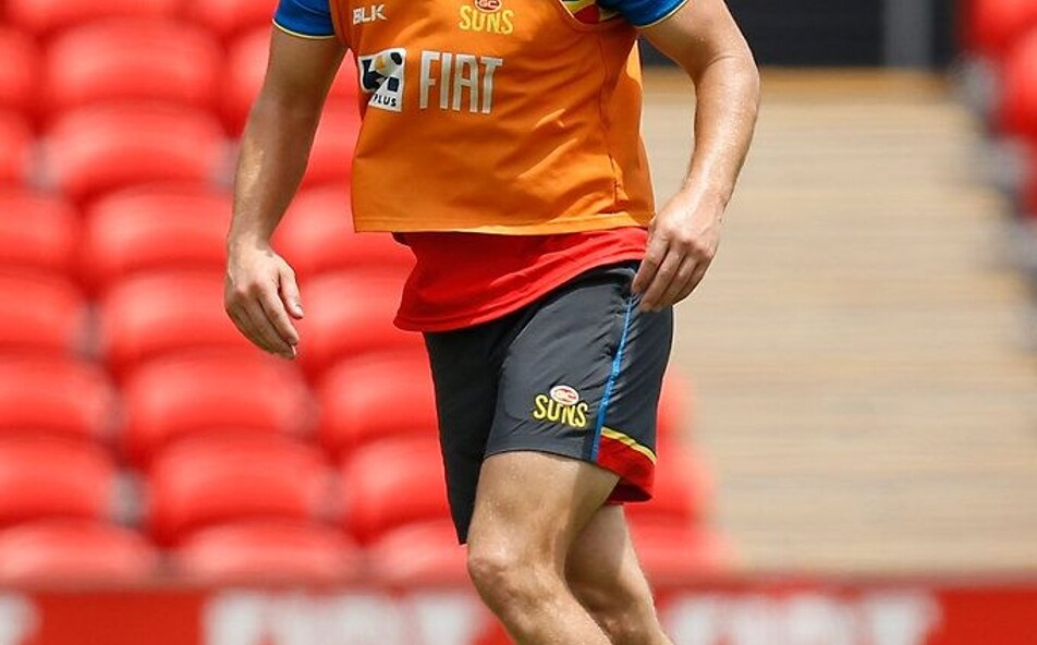 Max Rooke departs Gold Coast