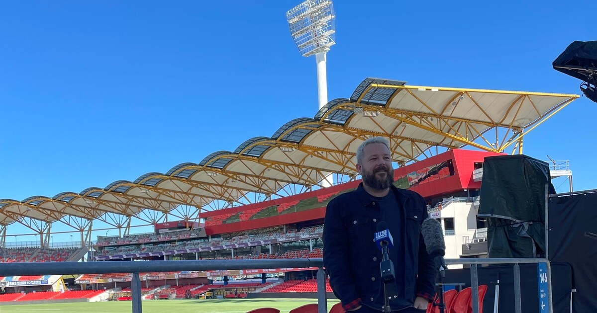 SUNS fan Tom Busby “pumped” to perform at Metricon Stadium
