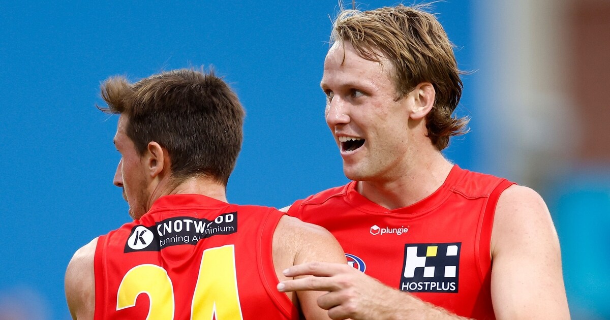 Vote for the Austworld Player of the Round