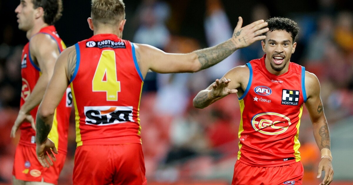 Vote now for the Round 8 Austworld Player of the Round